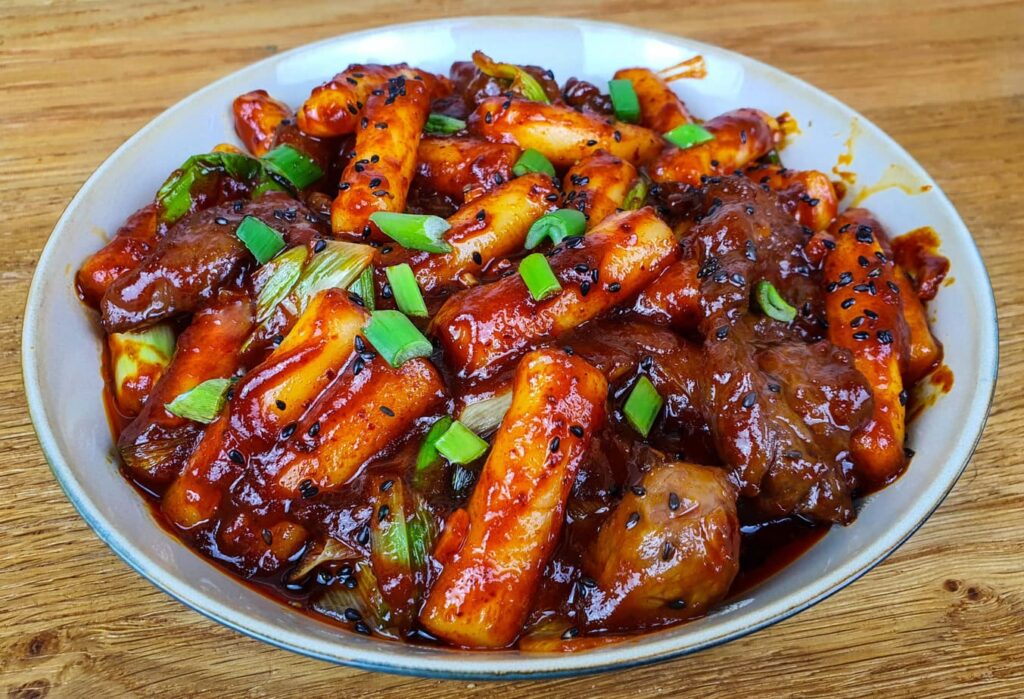Jeyuk Bokkeum - Spicy Pork Bulgogi