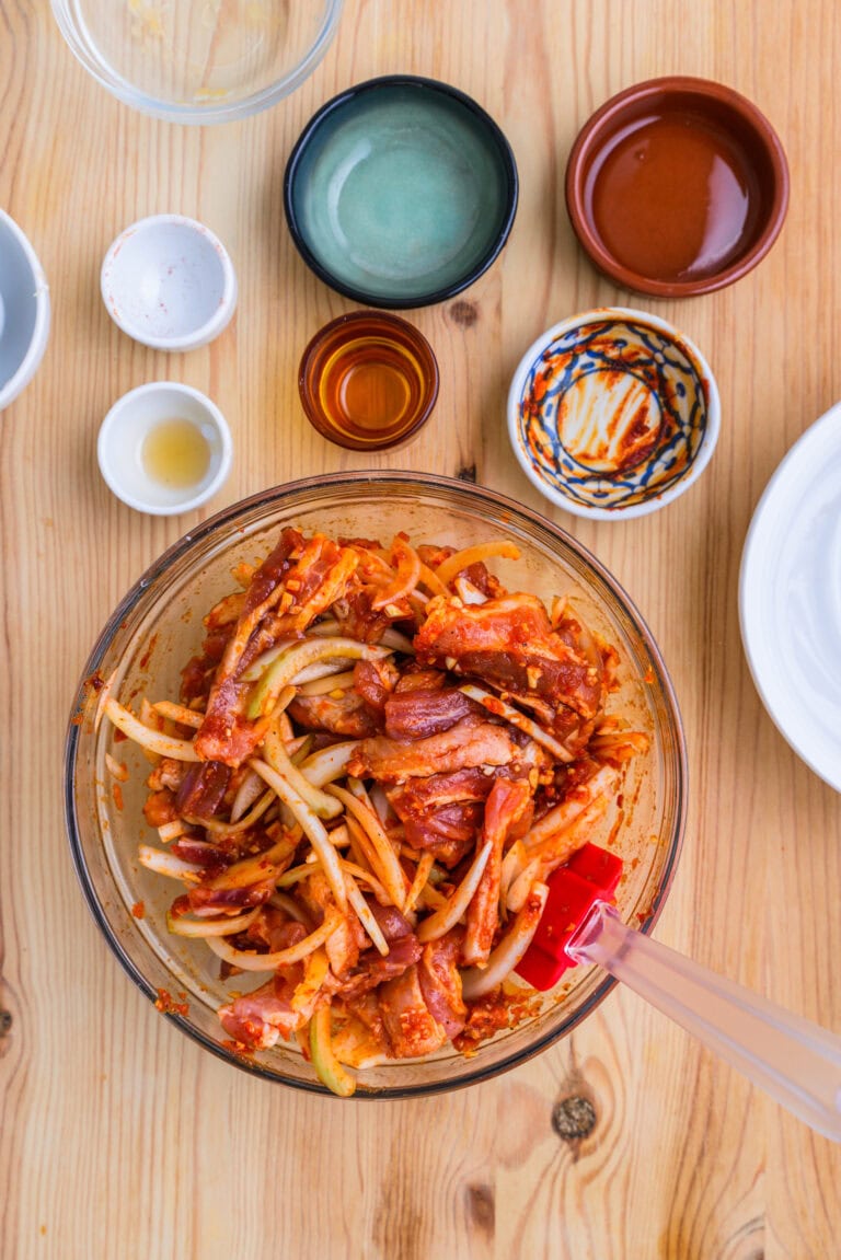 Jeyuk Bokkeum - Spicy Pork Bulgogi