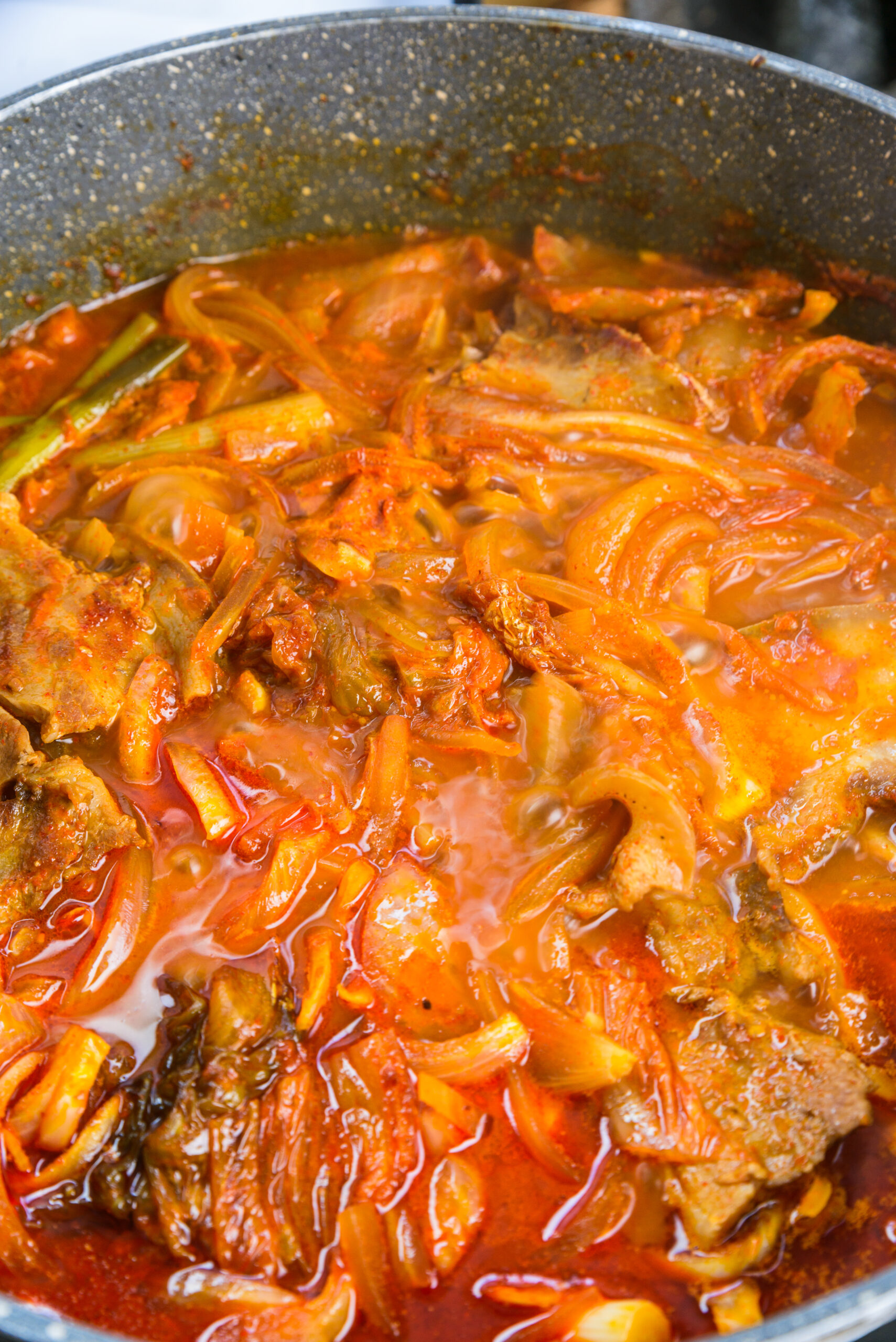 authentique-kimchi-jjigae-soupe-de-kimchi
